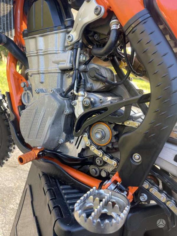 Oranžs KTM SX 2021 Palanga, ar dzinēja tilpumu 0.45 L un nobraukumu 209 tūkst. km par 4100 €, foto 11 vietnē AUTOMOTO.COM.LV