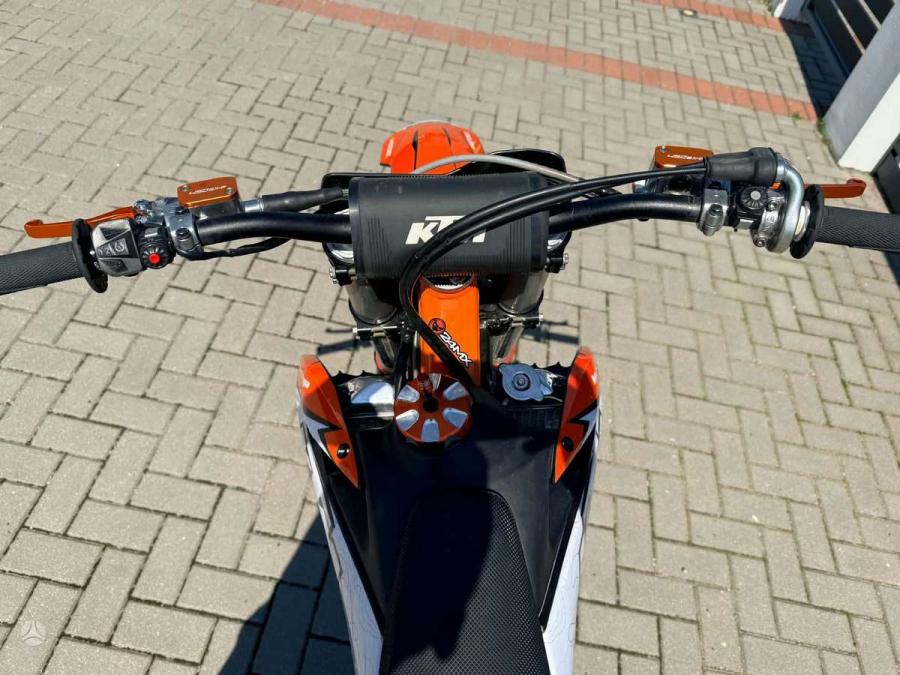 Оранжевый КТМ SX 2021 в Клайпеда, объемом двигателя 0.45 л и пробегом 0 тыс. км за 3600 €, фото 1 на AUTOMOTO.COM.LV