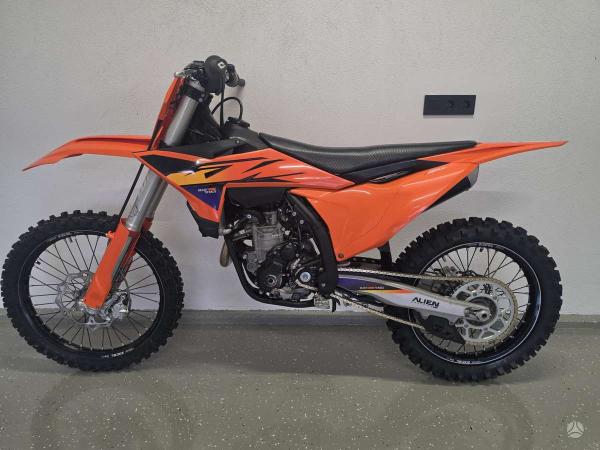 Orange KTM SX 2026 in Vilnius, with an engine capacity of 0.35 L and mileage of 0 thousand km for 6850 €, photo 3 on AUTOMOTO.COM.LV