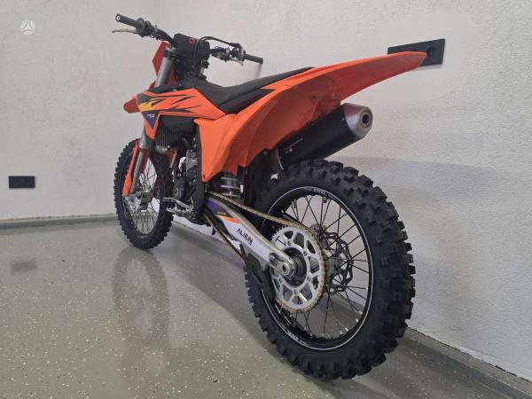 Orange KTM SX 2026 in Vilnius, with an engine capacity of 0.35 L and mileage of 0 thousand km for 6850 €, photo 6 on AUTOMOTO.COM.LV