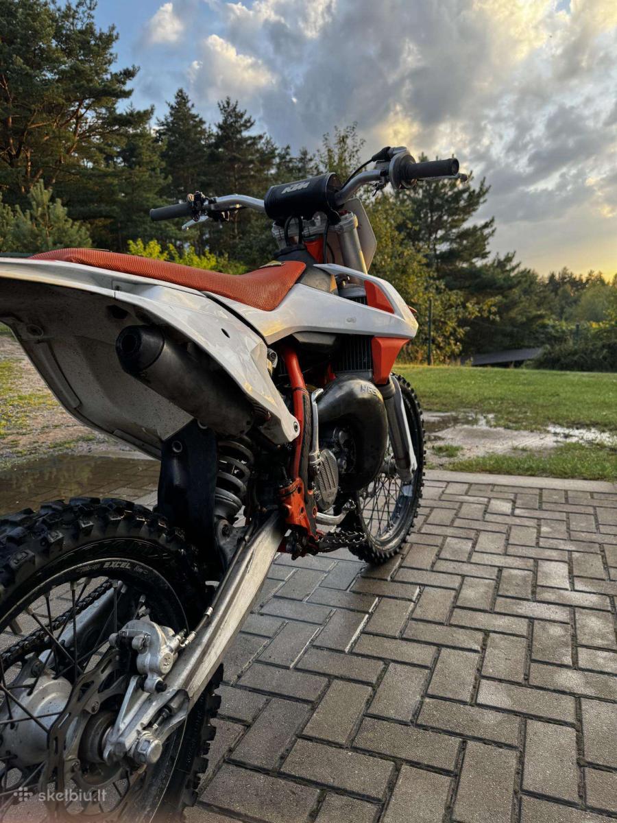 White KTM SX 2022 in Vilnius, with an engine capacity of 85.00 L and mileage of 0 thousand km for 2900 €, photo 7 on AUTOMOTO.COM.LV