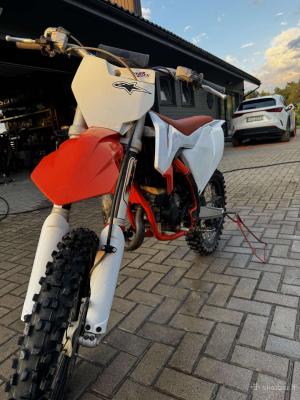 White KTM SX 2022 in Vilnius, with an engine capacity of 85.00 L and mileage of 0 thousand km for 2900 €, photo 9 on AUTOMOTO.COM.LV
