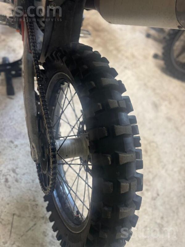 КТМ SXF 450 2020 в Вентспилс, объемом двигателя 0.45 л и пробегом 0 тыс. км за 3500 €, фото 4 на AUTOMOTO.COM.LV