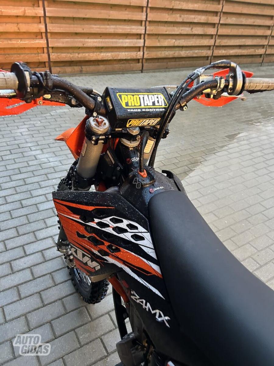 КТМ SXF 2010 в Плунге, объемом двигателя 0.25 л и пробегом 0 тыс. км за 2250 €, фото 7 на AUTOMOTO.COM.LV