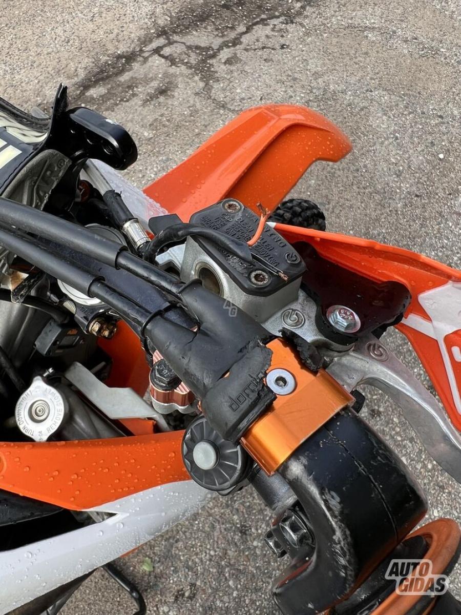 KTM SXF 2015 in Panevezys, with an engine capacity of 0.45 L and mileage of 0 thousand km for 2200 €, photo 7 on AUTOMOTO.COM.LV