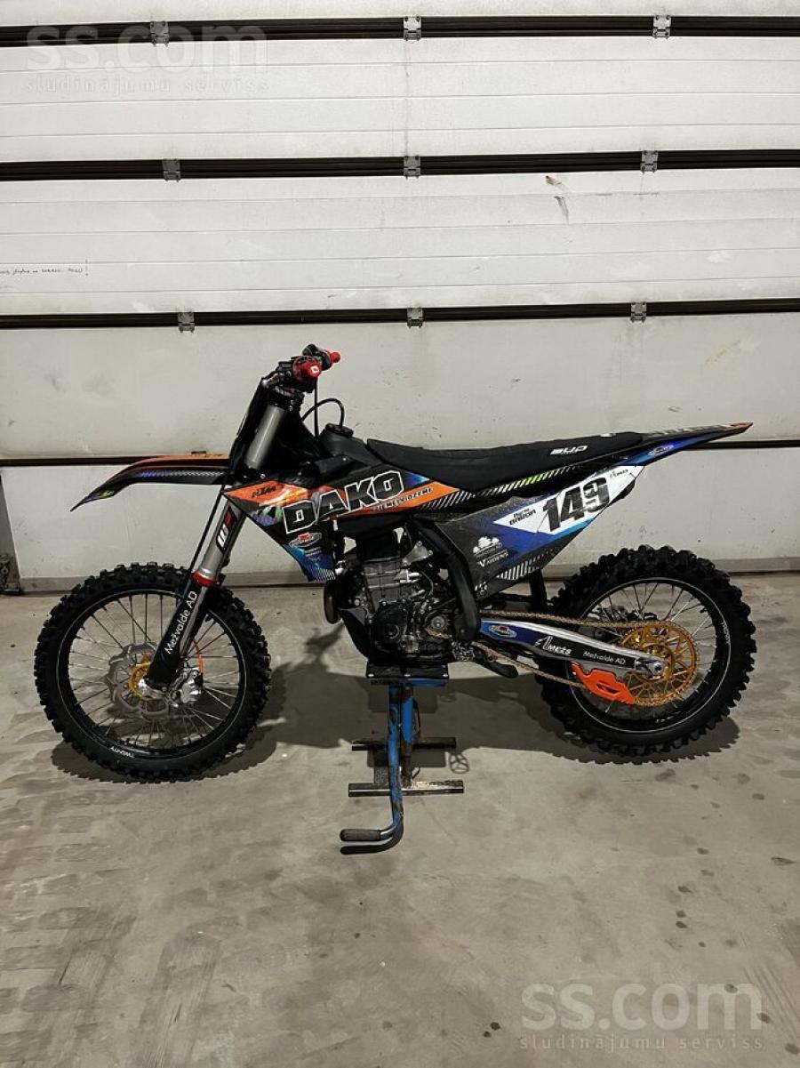 KTM SXF 2024 in Valka, with an engine capacity of 0.45 L and mileage of 0 thousand km for 5200 €, photo 3 on AUTOMOTO.COM.LV