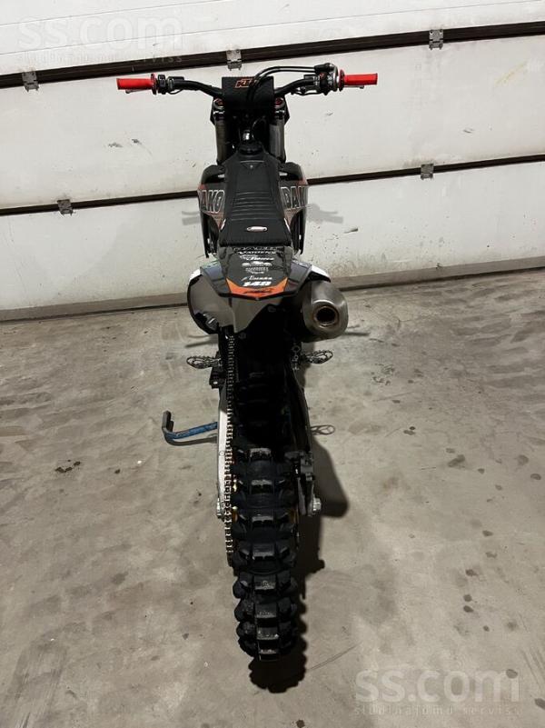 KTM SXF 2024 in Valka, with an engine capacity of 0.45 L and mileage of 0 thousand km for 5200 €, photo 4 on AUTOMOTO.COM.LV