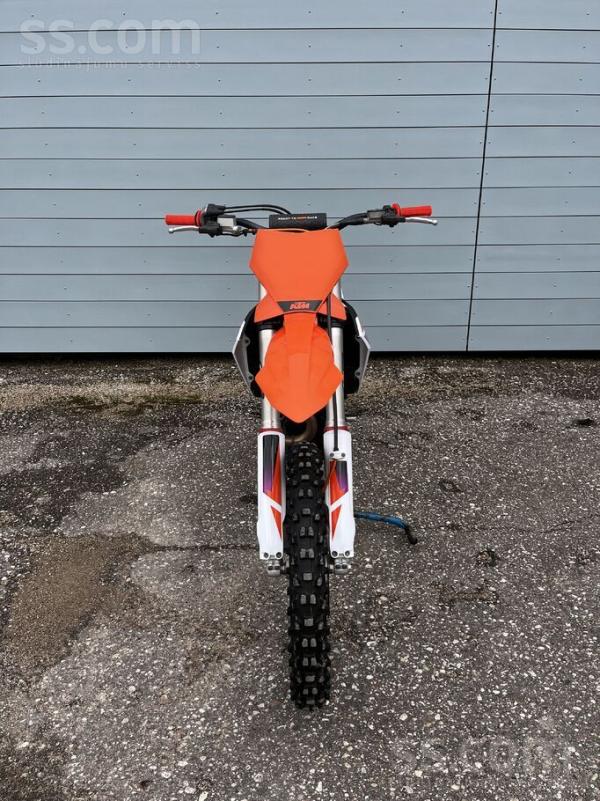 KTM SXF 2024 in Valka, with an engine capacity of 0.45 L and mileage of 0 thousand km for 5100 €, photo 1 on AUTOMOTO.COM.LV