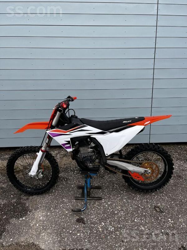 KTM SXF 2024 in Valka, with an engine capacity of 0.45 L and mileage of 0 thousand km for 5100 €, photo 3 on AUTOMOTO.COM.LV