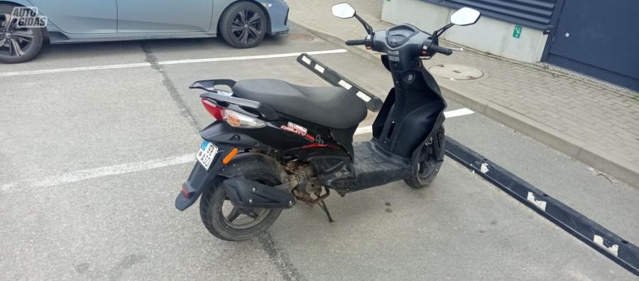 Black Kymco Agility 50 2010 in Vilnius, with an engine capacity of 0.05 L and mileage of 0 thousand km for 500 €, photo 6 on AUTOMOTO.COM.LV