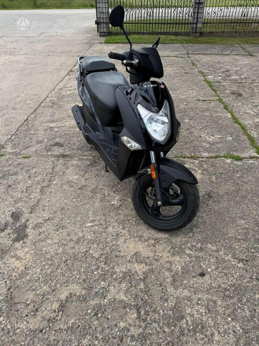 Black Kymco Agility 50 2017 in Jurbarkas, with an engine capacity of 50.00 L and mileage of 2 thousand km for 800 €, photo 1 on AUTOMOTO.COM.LV