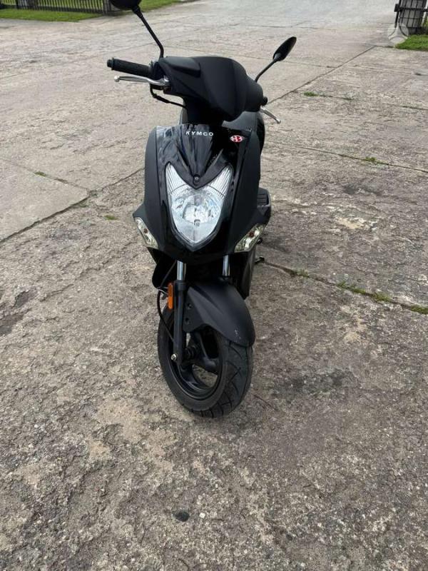 Melns Kymco Agility 50 2017 Jurbarkas, ar dzinēja tilpumu 50.00 L un nobraukumu 2 tūkst. km par 800 €, foto 2 vietnē AUTOMOTO.COM.LV