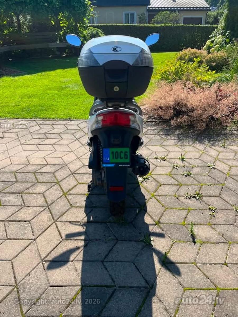 Melns Kymco Agility 50 2021 Tartu, ar dzinēja tilpumu 50.00 L un nobraukumu 4 tūkst. km par 1900 €, foto 5 vietnē AUTOMOTO.COM.LV