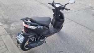 Melns Kymco Agility 50 2025 Šauļi, ar dzinēja tilpumu 50.00 L un nobraukumu 3 tūkst. km par 899 €, foto 5 vietnē AUTOMOTO.COM.LV