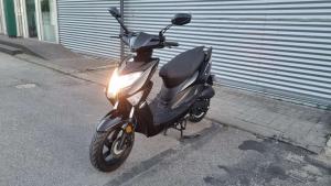 Melns Kymco Agility 50 2025 Šauļi, ar dzinēja tilpumu 50.00 L un nobraukumu 3 tūkst. km par 899 €, foto 8 vietnē AUTOMOTO.COM.LV