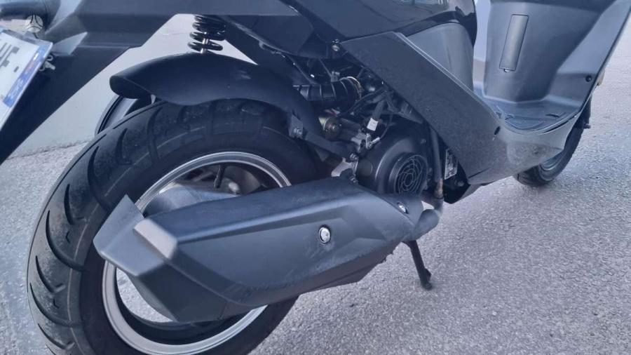 Melns Kymco Agility 50 2025 Šauļi, ar dzinēja tilpumu 50.00 L un nobraukumu 3 tūkst. km par 899 €, foto 15 vietnē AUTOMOTO.COM.LV