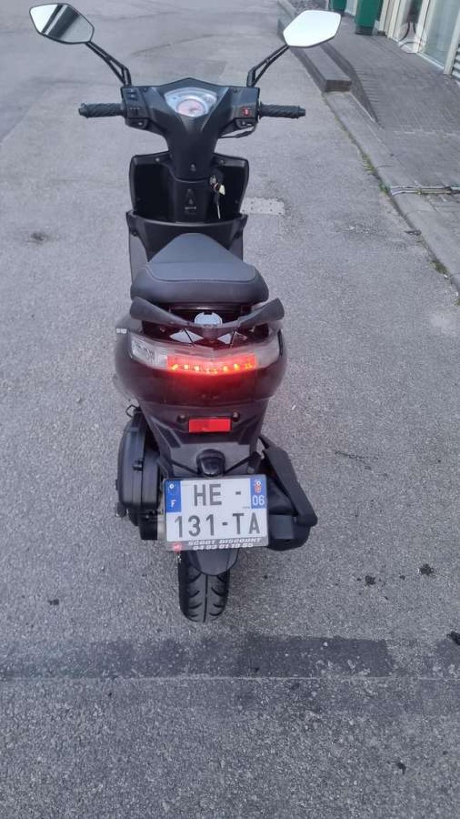 Melns Kymco Agility 50 2025 Šauļi, ar dzinēja tilpumu 50.00 L un nobraukumu 3 tūkst. km par 899 €, foto 16 vietnē AUTOMOTO.COM.LV