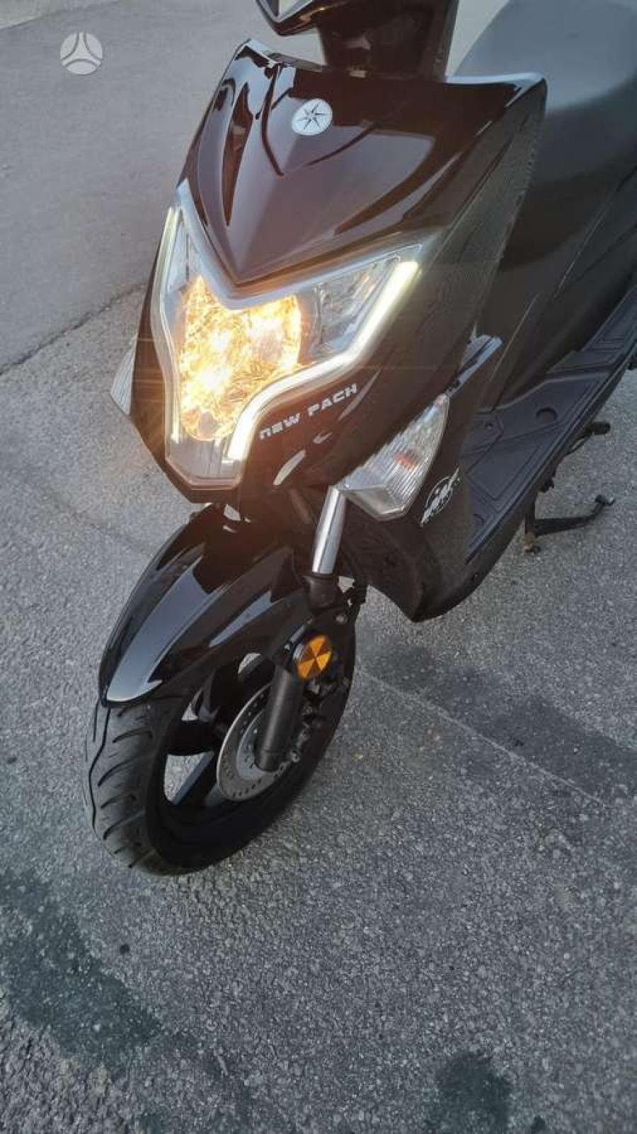 Melns Kymco Agility 50 2025 Šauļi, ar dzinēja tilpumu 50.00 L un nobraukumu 3 tūkst. km par 899 €, foto 19 vietnē AUTOMOTO.COM.LV