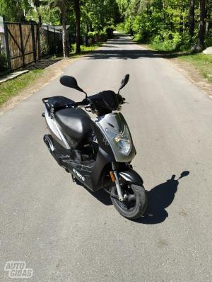 Grey Kymco Agility 50 2010 in Vilnius, with an engine capacity of 0.05 L and mileage of 11 thousand km for 490 €, photo  on AUTOMOTO.COM.LV