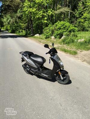 Grey Kymco Agility 50 2010 in Vilnius, with an engine capacity of 0.05 L and mileage of 11 thousand km for 490 €, photo 3 on AUTOMOTO.COM.LV