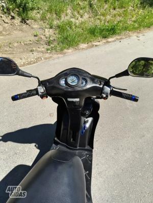 Grey Kymco Agility 50 2010 in Vilnius, with an engine capacity of 0.05 L and mileage of 11 thousand km for 490 €, photo 6 on AUTOMOTO.COM.LV