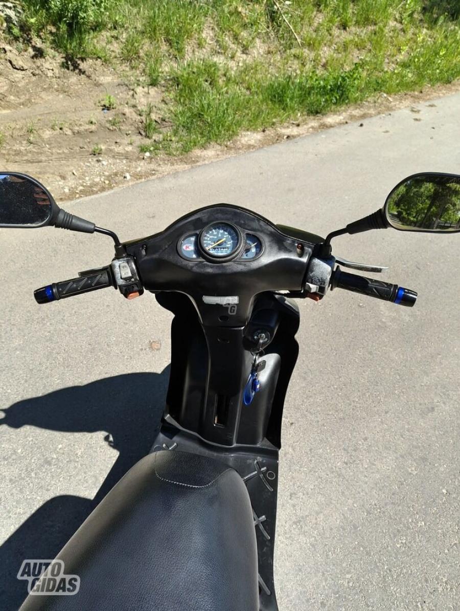 Grey Kymco Agility 50 2010 in Vilnius, with an engine capacity of 0.05 L and mileage of 11 thousand km for 490 €, photo 6 on AUTOMOTO.COM.LV