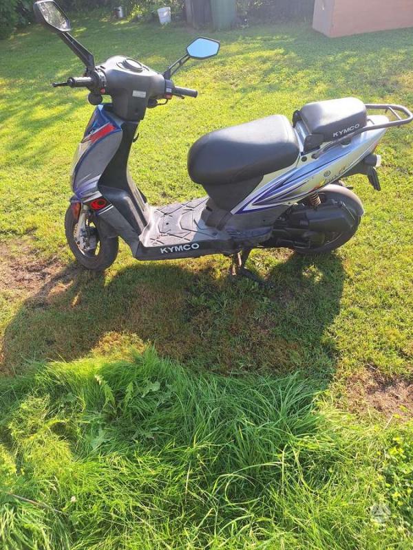 Kymco Agility 50 2010 in Panevezys, with an engine capacity of 50.00 L and mileage of 190 thousand km for 500 €, photo 2 on AUTOMOTO.COM.LV