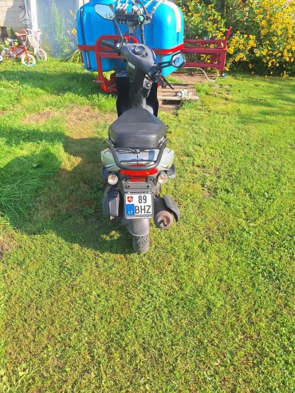 Kymco Agility 50 2010 in Panevezys, with an engine capacity of 50.00 L and mileage of 190 thousand km for 500 €, photo 3 on AUTOMOTO.COM.LV