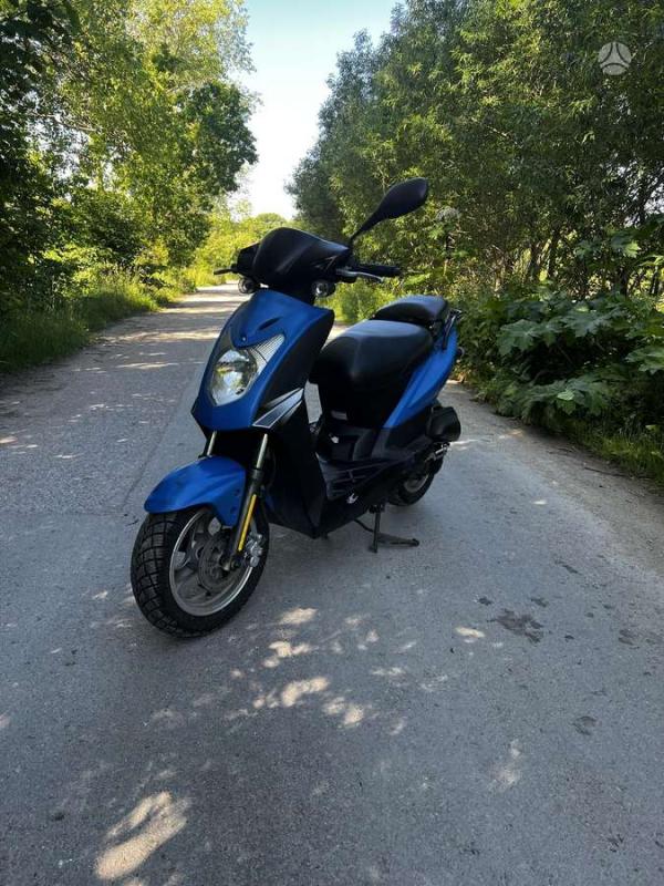 Kymco Agility 50 2011 in Klaipeda, with an engine capacity of 50.00 L and mileage of 19 thousand km for 260 €, photo 1 on AUTOMOTO.COM.LV