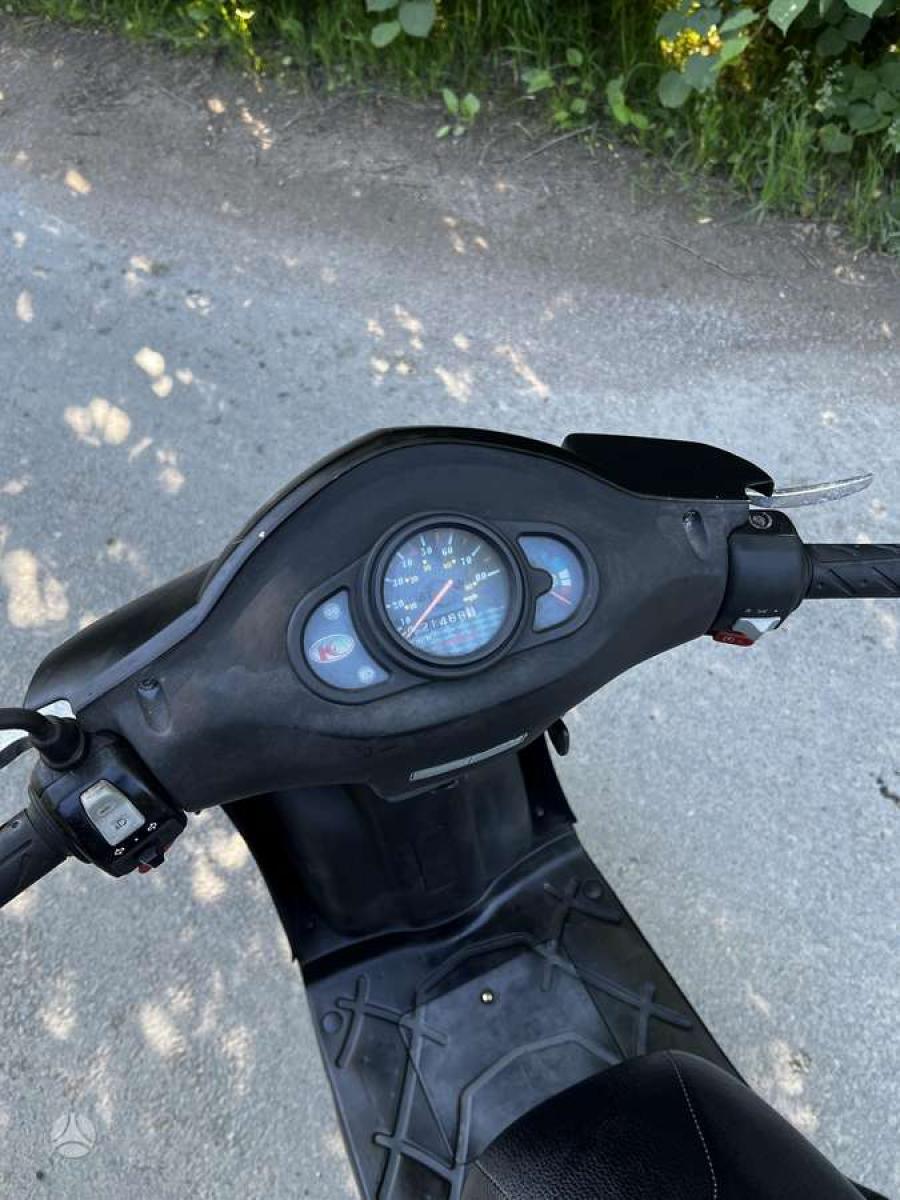 Kymco Agility 50 2011 in Klaipeda, with an engine capacity of 50.00 L and mileage of 19 thousand km for 260 €, photo 8 on AUTOMOTO.COM.LV
