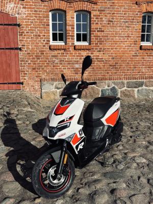 Balts Kymco Agility 50 2022 Šilutė, ar dzinēja tilpumu 0.05 L un nobraukumu 12 tūkst. km par 800 €, foto 5 vietnē AUTOMOTO.COM.LV