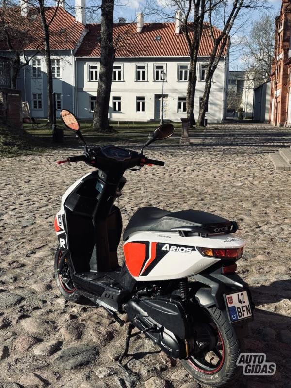 White Kymco Agility 50 2022 in Silute, with an engine capacity of 0.05 L and mileage of 12 thousand km for 800 €, photo 6 on AUTOMOTO.COM.LV