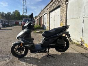 Melns Kymco Super 8 2019 Kauņa, ar dzinēja tilpumu 0.05 L un nobraukumu 22 tūkst. km par 700 €, foto 4 vietnē AUTOMOTO.COM.LV
