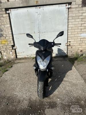 Melns Kymco Super 8 2019 Kauņa, ar dzinēja tilpumu 0.05 L un nobraukumu 22 tūkst. km par 700 €, foto 6 vietnē AUTOMOTO.COM.LV