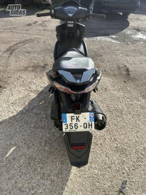 Melns Kymco Super 8 2019 Kauņa, ar dzinēja tilpumu 0.05 L un nobraukumu 22 tūkst. km par 700 €, foto 8 vietnē AUTOMOTO.COM.LV