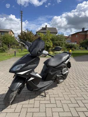 Kymco Super 8 2011 Panevēža, ar dzinēja tilpumu 49.00 L un nobraukumu 29 tūkst. km par 450 €, foto 4 vietnē AUTOMOTO.COM.LV