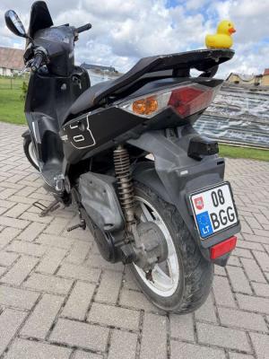 Kymco Super 8 2011 Panevēža, ar dzinēja tilpumu 49.00 L un nobraukumu 29 tūkst. km par 450 €, foto 8 vietnē AUTOMOTO.COM.LV