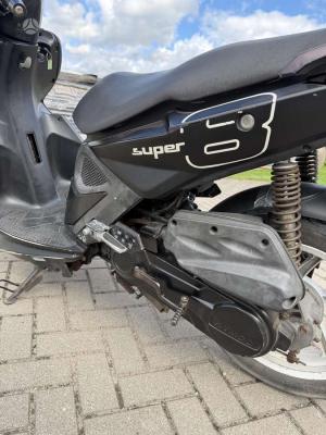 Kymco Super 8 2011 Panevēža, ar dzinēja tilpumu 49.00 L un nobraukumu 29 tūkst. km par 450 €, foto 9 vietnē AUTOMOTO.COM.LV
