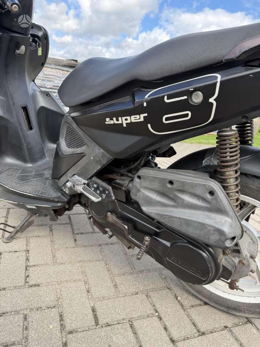 Kymco Super 8 2011 Panevēža, ar dzinēja tilpumu 49.00 L un nobraukumu 29 tūkst. km par 450 €, foto 9 vietnē AUTOMOTO.COM.LV