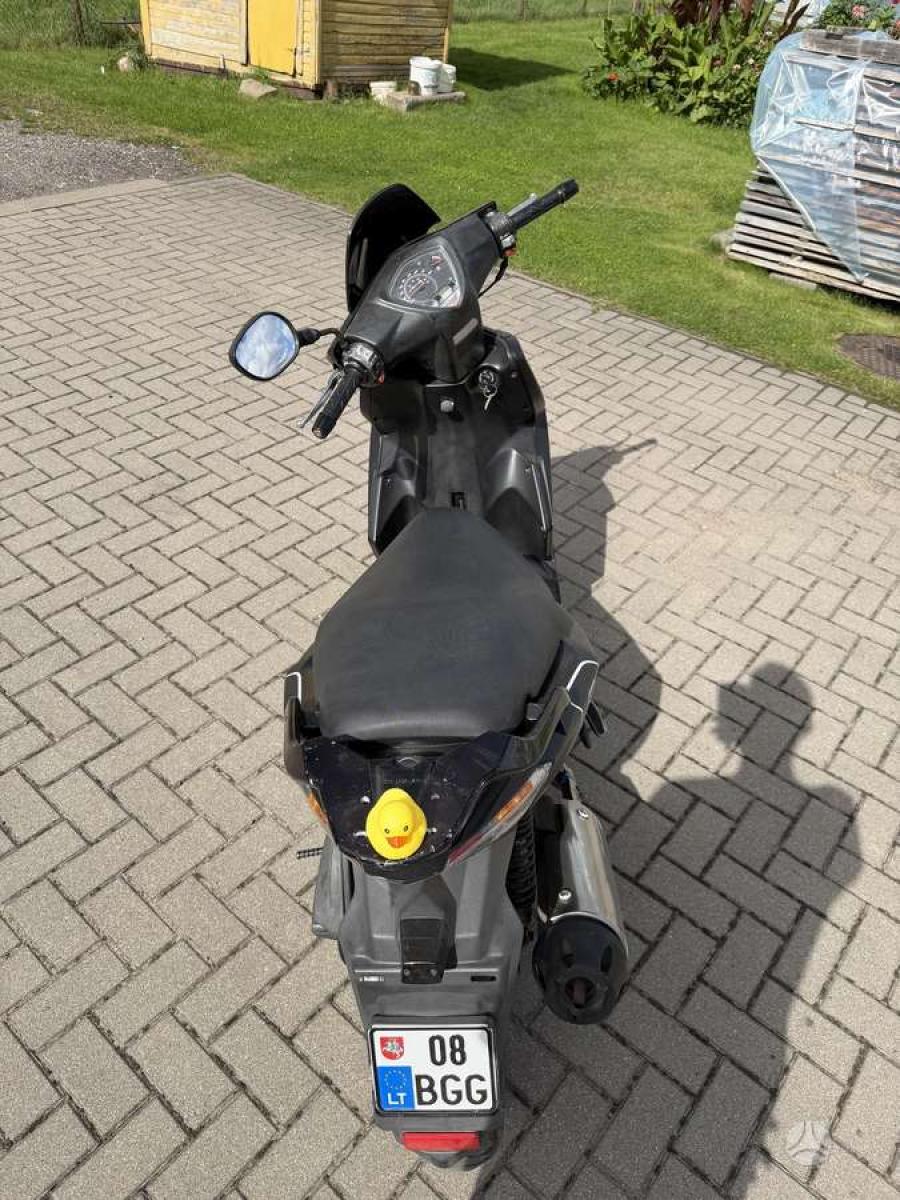 Kymco Super 8 2011 Panevēža, ar dzinēja tilpumu 49.00 L un nobraukumu 29 tūkst. km par 450 €, foto 11 vietnē AUTOMOTO.COM.LV
