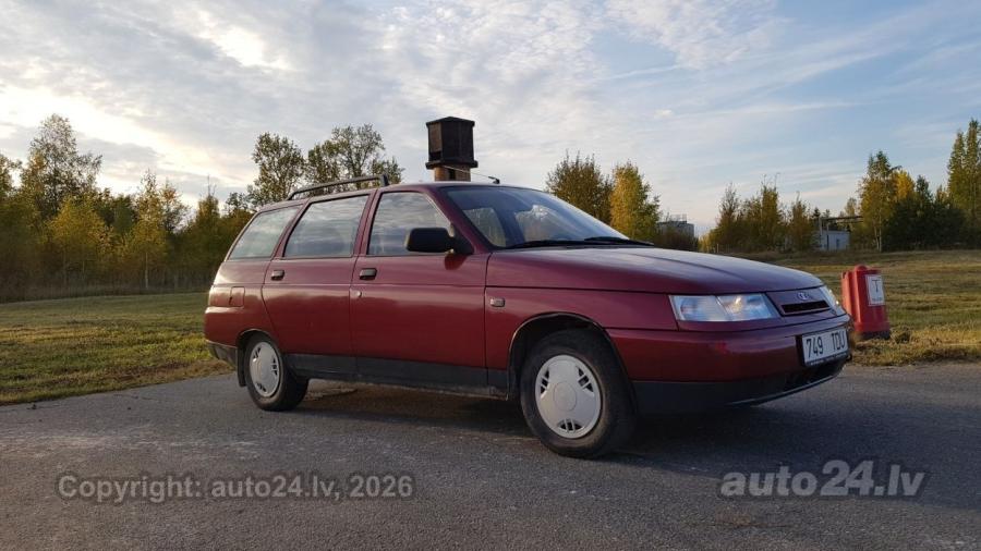 Sarkans Lada 111 2002 Tallina, ar dzinēja tilpumu 1.50 L un nobraukumu 44 tūkst. km par 1700 €, foto 3 vietnē AUTOMOTO.COM.LV