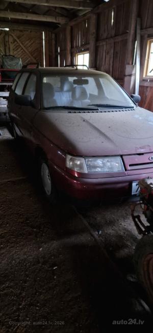 Sarkans Lada 111 2002 Tallina, ar dzinēja tilpumu 1.50 L un nobraukumu 44 tūkst. km par 1700 €, foto 9 vietnē AUTOMOTO.COM.LV