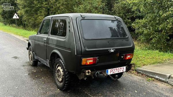 Lada Niva 1991 in Silute, with an engine capacity of 1.60 L and mileage of 60 thousand km for 1199 €, photo 3 on AUTOMOTO.COM.LV