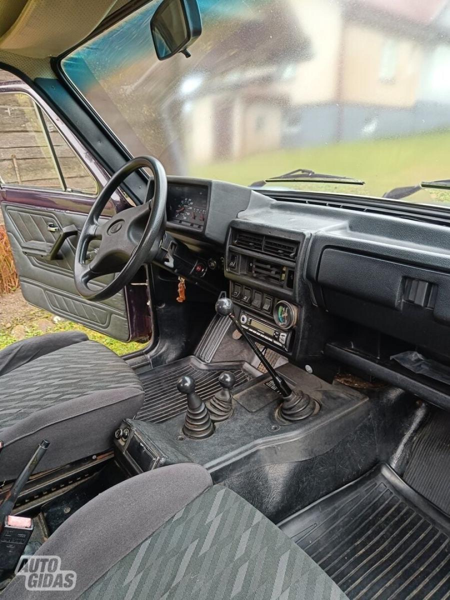 Lada Niva 1999 Viļņa, ar dzinēja tilpumu 1.70 L un nobraukumu 81 tūkst. km par 1000 €, foto 5 vietnē AUTOMOTO.COM.LV