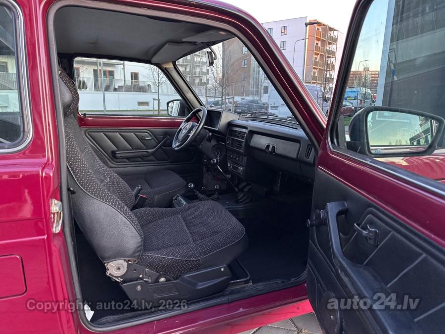 Sarkans Lada Niva 2005 Tallina, ar dzinēja tilpumu 1.70 L un nobraukumu 60 tūkst. km par 3599 €, foto 20 vietnē AUTOMOTO.COM.LV