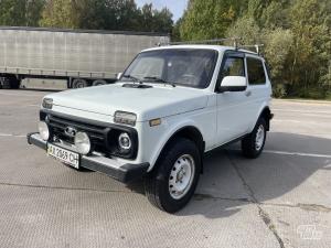 Белый Лада Niva 2002 в Шяуляй, объемом двигателя 1.70 л и пробегом 74 тыс. км за 1900 €, фото  на AUTOMOTO.COM.LV