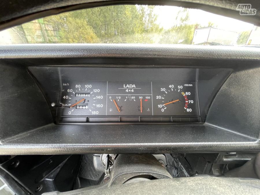 Белый Лада Niva 2002 в Шяуляй, объемом двигателя 1.70 л и пробегом 74 тыс. км за 1900 €, фото 31 на AUTOMOTO.COM.LV