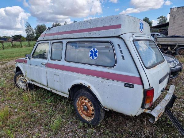 Белый Лада Niva 1990 в Вилкавишкис, объемом двигателя 0.00 л и пробегом 100 тыс. км за 999 €, фото 4 на AUTOMOTO.COM.LV