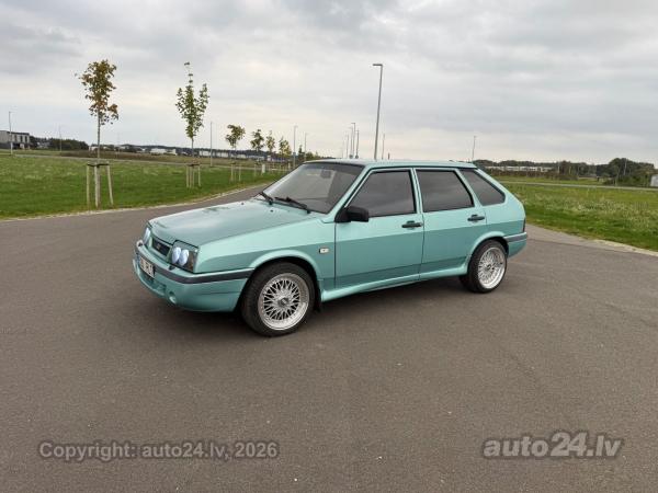 Lada Samara 1998 Tallina vietnē Zaļš Lada Samara 1998 Tallina, ar dzinēja tilpumu 1.50 L un nobraukumu 97 tūkst. km par 2700 €, foto 1 vietnē AUTOMOTO.COM.LV