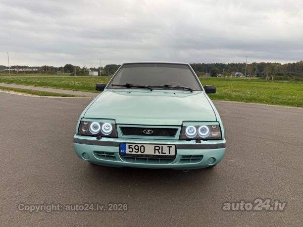 Lada Samara 1998 Tallina vietnē Zaļš Lada Samara 1998 Tallina, ar dzinēja tilpumu 1.50 L un nobraukumu 97 tūkst. km par 2700 €, foto 3 vietnē AUTOMOTO.COM.LV